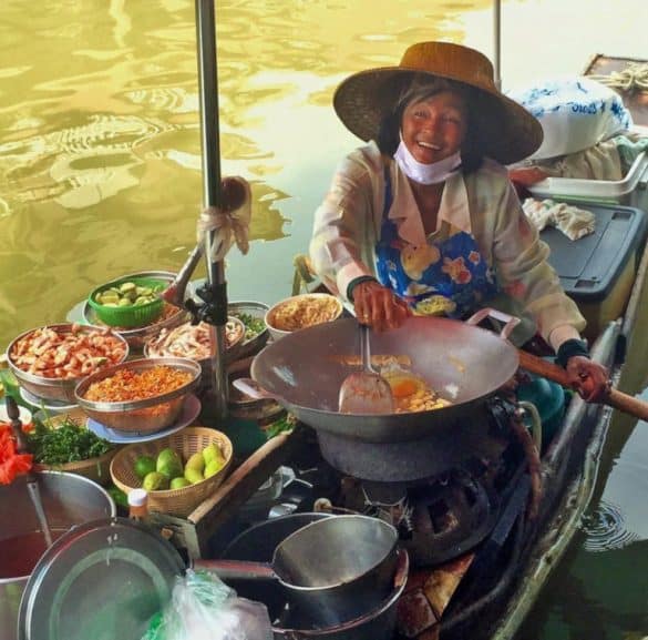 Top 10 Thai Dishes. No.2 Pad Thai – This humble dish personifies Thai ...